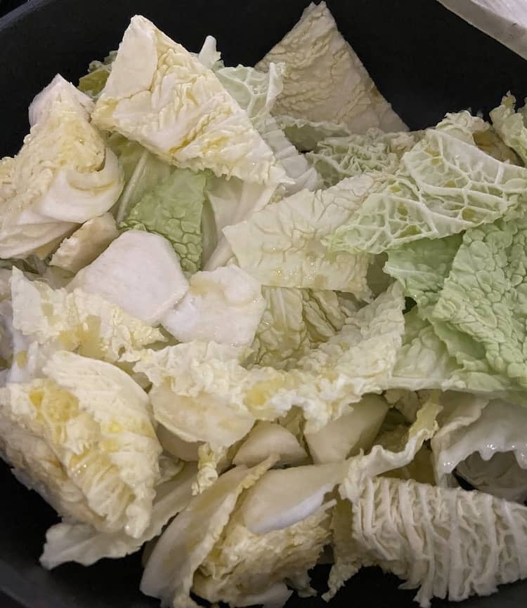 Verza stufata vegetariana e sana - Ricette in 30 minuti